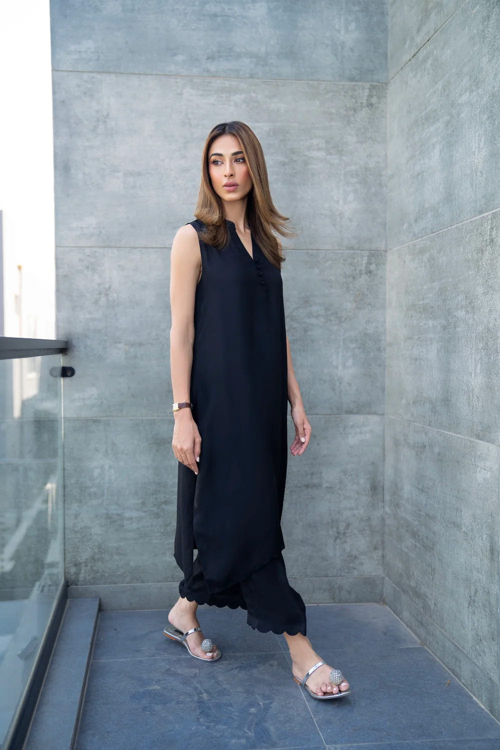 Designer Coord Set: Sophistication in Black (Farnaaz) - Kaftan.ae